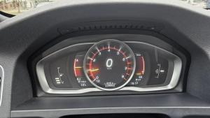 Grey Volvo V60 2018 in Riga, with an engine capacity of 2.00 L and mileage of 230 thousand km for 10550 €, photo 30 on AUTOMOTO.COM.LV