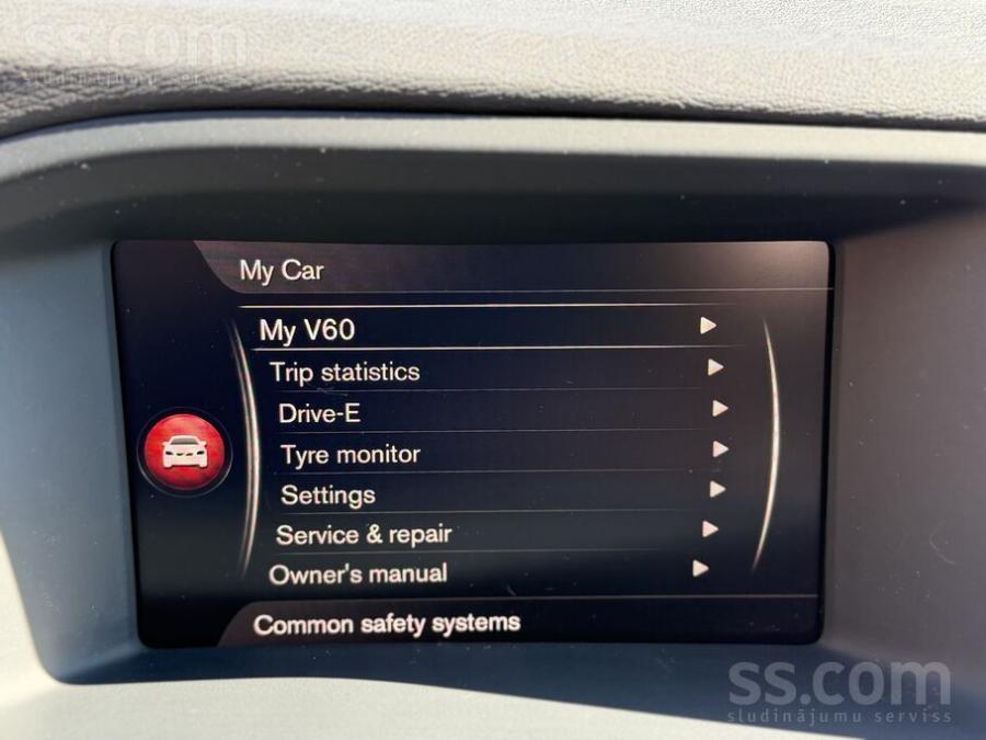 Pelēks Volvo V60 2018 Rīga, ar dzinēja tilpumu 2.00 L un nobraukumu 241 tūkst. km par 9850 €, foto 12 vietnē AUTOMOTO.COM.LV