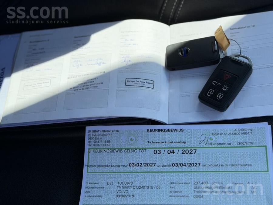 Pelēks Volvo V60 2018 Rīga, ar dzinēja tilpumu 2.00 L un nobraukumu 241 tūkst. km par 9850 €, foto 20 vietnē AUTOMOTO.COM.LV