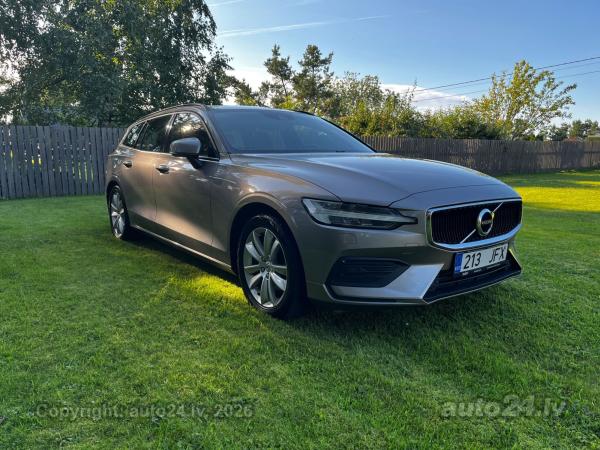 Grey Volvo V60 2018 in Tallinn, with an engine capacity of 2.00 L and mileage of 210 thousand km for 13890 €, photo 2 on AUTOMOTO.COM.LV