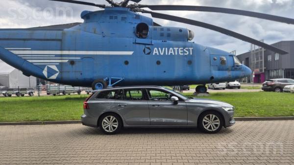 Pelēks Volvo V60 2018 Rīga, ar dzinēja tilpumu 2.00 L un nobraukumu 218 tūkst. km par 11200 €, foto 2 vietnē AUTOMOTO.COM.LV