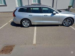 Pelēks Volvo V60 2018 Kauņa, ar dzinēja tilpumu 1.97 L un nobraukumu 210 tūkst. km par 12550 €, foto 7 vietnē AUTOMOTO.COM.LV