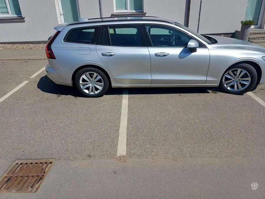 Pelēks Volvo V60 2018 Kauņa, ar dzinēja tilpumu 1.97 L un nobraukumu 210 tūkst. km par 12550 €, foto 7 vietnē AUTOMOTO.COM.LV