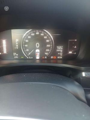 Pelēks Volvo V60 2018 Kauņa, ar dzinēja tilpumu 1.97 L un nobraukumu 210 tūkst. km par 12550 €, foto 8 vietnē AUTOMOTO.COM.LV