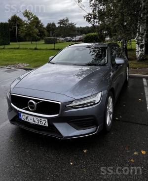 Pelēks Volvo V60 2018 Rīga, ar dzinēja tilpumu 2.00 L un nobraukumu 219 tūkst. km par 11500 €, foto  vietnē AUTOMOTO.COM.LV
