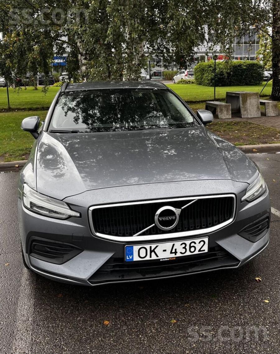 Pelēks Volvo V60 2018 Rīga, ar dzinēja tilpumu 2.00 L un nobraukumu 219 tūkst. km par 11500 €, foto 3 vietnē AUTOMOTO.COM.LV