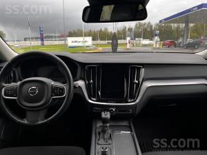 Pelēks Volvo V60 2018 Rīga, ar dzinēja tilpumu 2.00 L un nobraukumu 219 tūkst. km par 11500 €, foto 4 vietnē AUTOMOTO.COM.LV