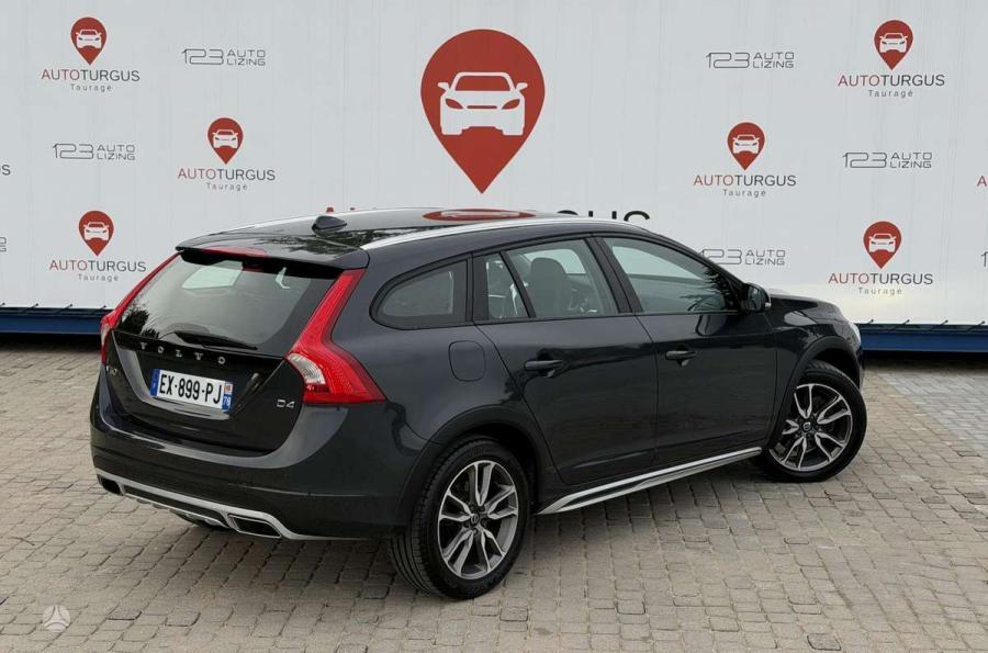 Pelēks Volvo V60 2018 Tauragė, ar dzinēja tilpumu 1.97 L un nobraukumu 222 tūkst. km par 9800 €, foto 30 vietnē AUTOMOTO.COM.LV