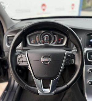 Pelēks Volvo V60 2018 Tauragė, ar dzinēja tilpumu 1.97 L un nobraukumu 222 tūkst. km par 9800 €, foto 51 vietnē AUTOMOTO.COM.LV