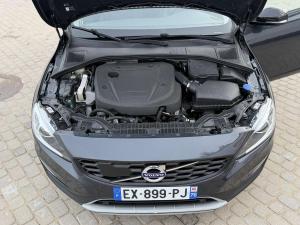 Pelēks Volvo V60 2018 Tauragė, ar dzinēja tilpumu 1.97 L un nobraukumu 222 tūkst. km par 9800 €, foto 56 vietnē AUTOMOTO.COM.LV