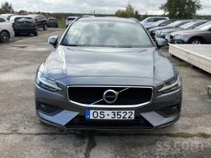 Pelēks Volvo V60 2018 Rīga, ar dzinēja tilpumu 2.00 L un nobraukumu 117 tūkst. km par 15900 €, foto 3 vietnē AUTOMOTO.COM.LV
