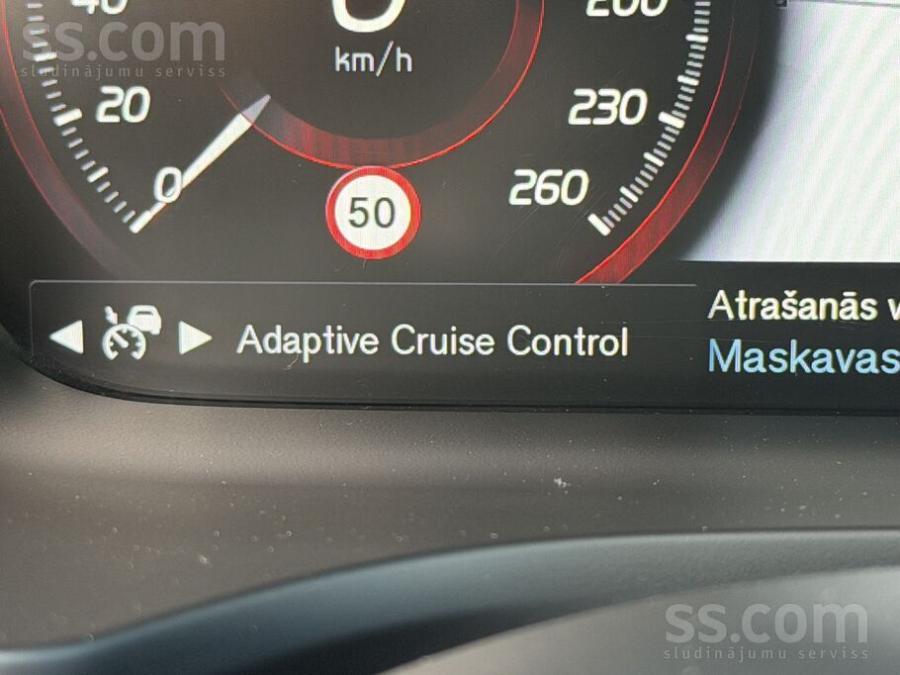 Pelēks Volvo V60 2018 Rīga, ar dzinēja tilpumu 2.00 L un nobraukumu 117 tūkst. km par 15900 €, foto 13 vietnē AUTOMOTO.COM.LV