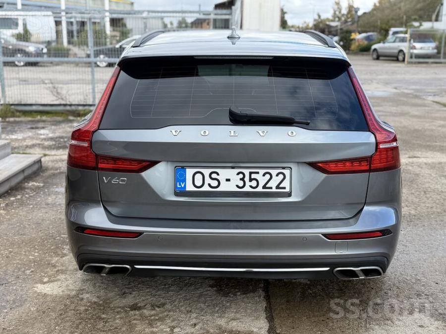 Pelēks Volvo V60 2018 Rīga, ar dzinēja tilpumu 2.00 L un nobraukumu 117 tūkst. km par 15900 €, foto 22 vietnē AUTOMOTO.COM.LV