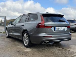 Pelēks Volvo V60 2018 Rīga, ar dzinēja tilpumu 2.00 L un nobraukumu 117 tūkst. km par 15900 €, foto 23 vietnē AUTOMOTO.COM.LV