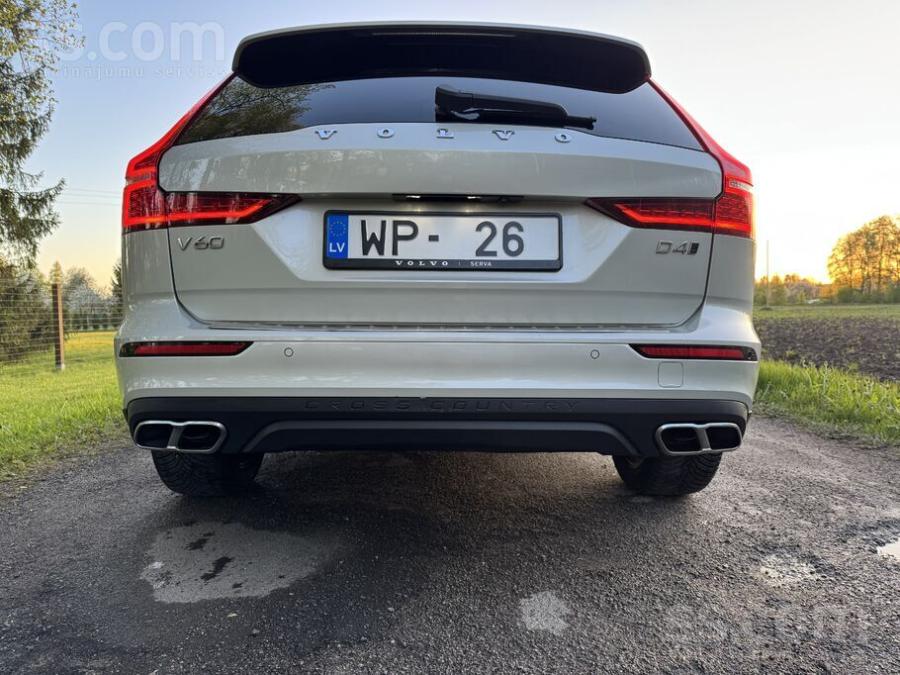 Pelēks Volvo V60 2019 Jelgava, ar dzinēja tilpumu 2.00 L un nobraukumu 279 tūkst. km par 12800 €, foto 5 vietnē AUTOMOTO.COM.LV