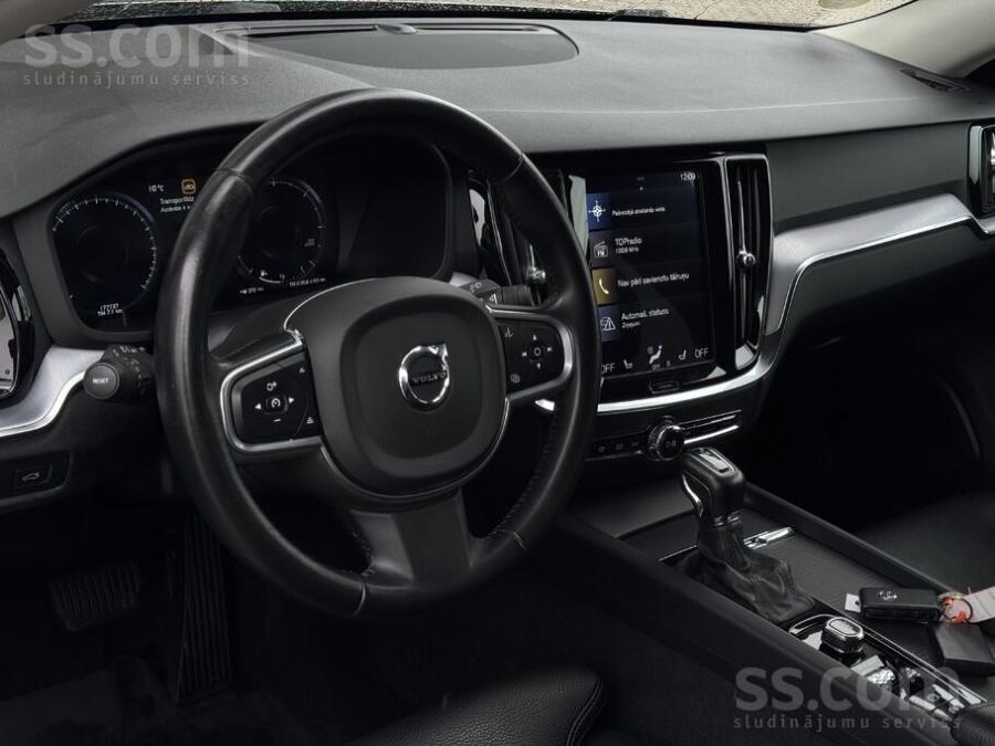 Pelēks Volvo V60 2019 Valmiera, ar dzinēja tilpumu 2.00 L un nobraukumu 178 tūkst. km par 8900 €, foto 7 vietnē AUTOMOTO.COM.LV