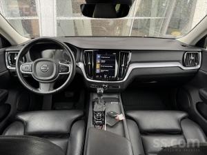 Pelēks Volvo V60 2019 Valmiera, ar dzinēja tilpumu 2.00 L un nobraukumu 178 tūkst. km par 8900 €, foto 16 vietnē AUTOMOTO.COM.LV