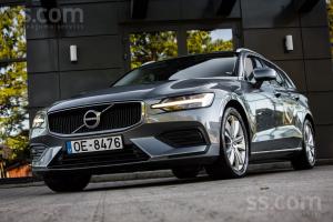 Grey Volvo V60 2019 in Riga, with an engine capacity of 2.00 L and mileage of 221 thousand km for 16550 €, photo 3 on AUTOMOTO.COM.LV