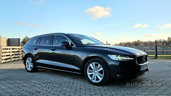 Pelēks Volvo V60 2019 Tallina, ar dzinēja tilpumu 2.00 L un nobraukumu 184 tūkst. km par 17499 €, foto 1 vietnē AUTOMOTO.COM.LV