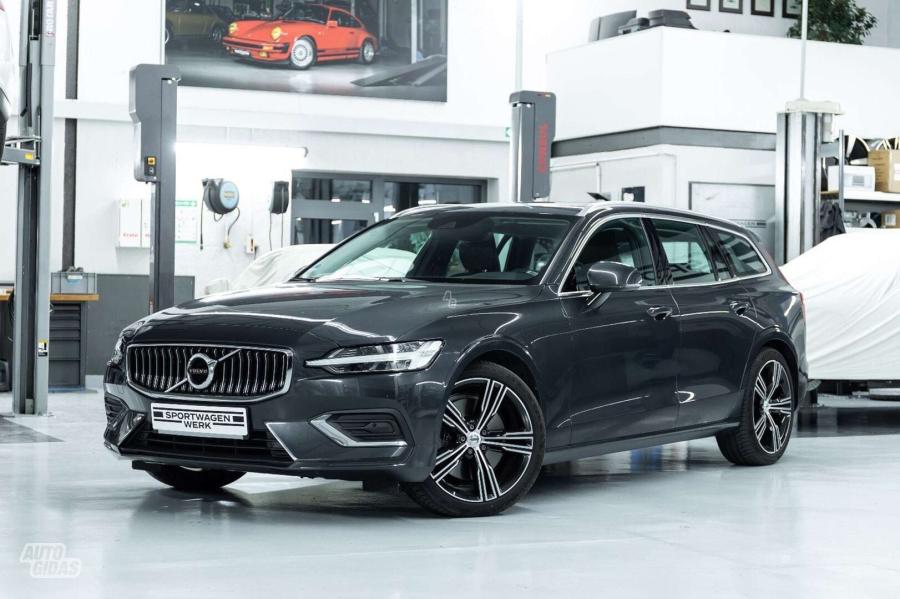 Grey Volvo V60 2019 in Kaunas, with an engine capacity of 2.00 L and mileage of 68 thousand km for 27437 €, photo 1 on AUTOMOTO.COM.LV
