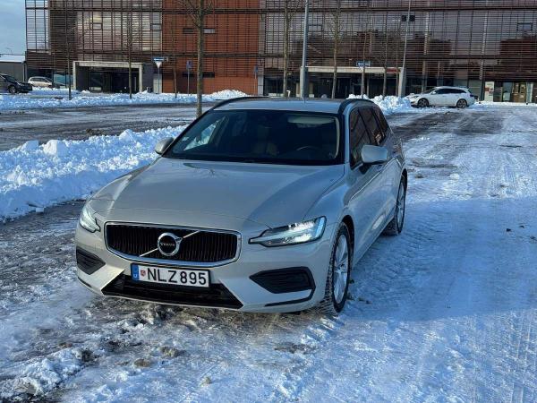 Pelēks Volvo V60 2019 Klaipėda, ar dzinēja tilpumu 1.97 L un nobraukumu 251 tūkst. km par 13950 €, foto 2 vietnē AUTOMOTO.COM.LV