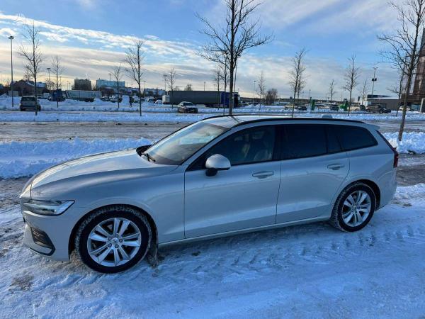 Pelēks Volvo V60 2019 Klaipėda, ar dzinēja tilpumu 1.97 L un nobraukumu 251 tūkst. km par 13950 €, foto 8 vietnē AUTOMOTO.COM.LV