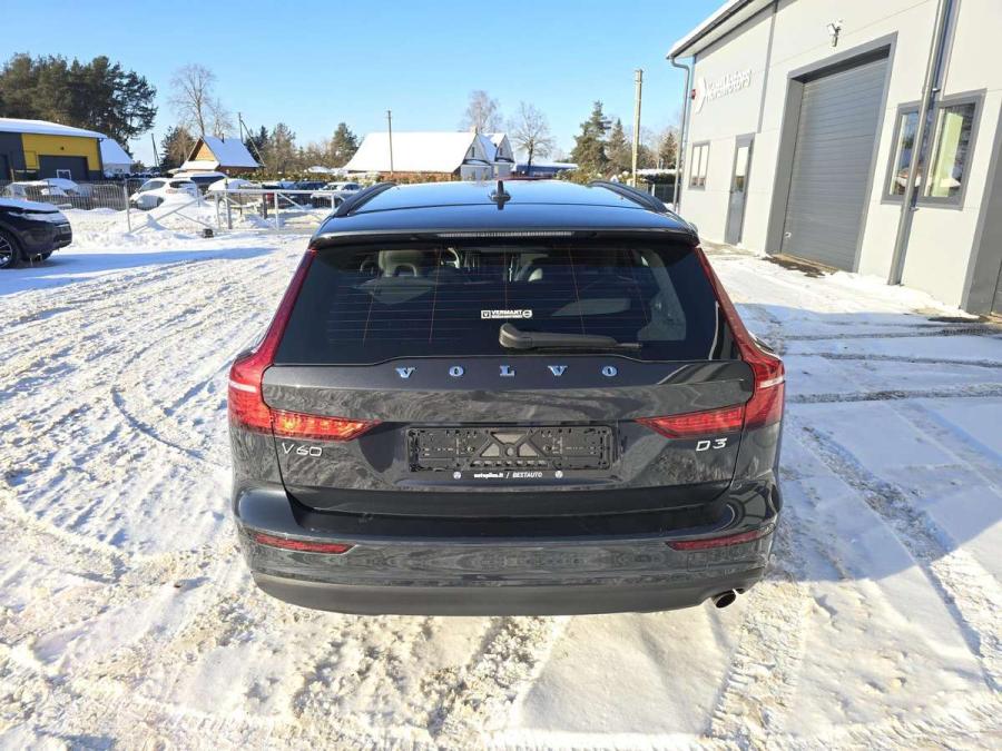 Grey Volvo V60 2019 in Utena, with an engine capacity of 2.00 L and mileage of 214 thousand km for 9999 €, photo 4 on AUTOMOTO.COM.LV