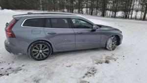 Pelēks Volvo V60 2019 Tauragė, ar dzinēja tilpumu 1.98 L un nobraukumu 287 tūkst. km par 13800 €, foto 8 vietnē AUTOMOTO.COM.LV