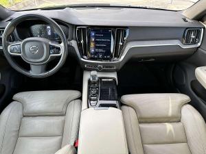 Grey Volvo V60 2019 in Vilnius, with an engine capacity of 1.97 L and mileage of 99 thousand km for 28499 €, photo 16 on AUTOMOTO.COM.LV