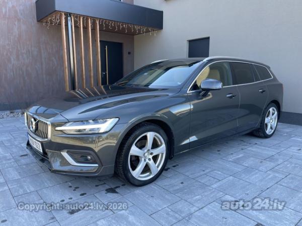 Grey Volvo V60 2019 in Tallinn, with an engine capacity of 2.00 L and mileage of 205 thousand km for 19900 €, photo 4 on AUTOMOTO.COM.LV