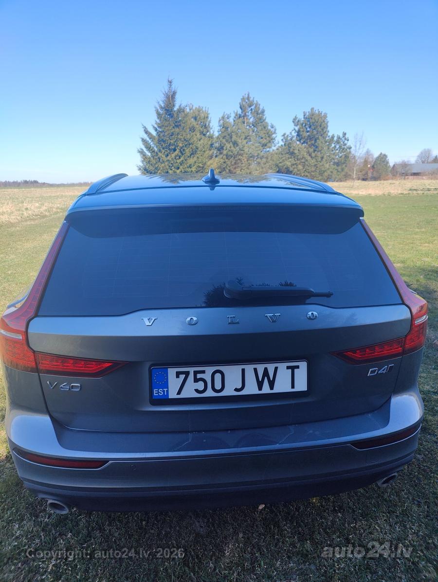 Grey Volvo V60 2019 in Tallinn, with an engine capacity of 2.00 L and mileage of 220 thousand km for 18000 €, photo 9 on AUTOMOTO.COM.LV