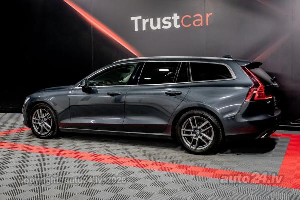 Pelēks Volvo V60 2019 Pērnava, ar dzinēja tilpumu 2.00 L un nobraukumu 198 tūkst. km par 17900 €, foto 6 vietnē AUTOMOTO.COM.LV