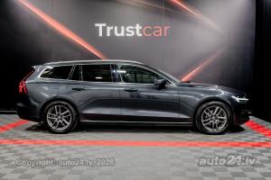 Grey Volvo V60 2019 in Parnu, with an engine capacity of 2.00 L and mileage of 198 thousand km for 17900 €, photo 9 on AUTOMOTO.COM.LV