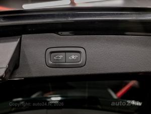 Grey Volvo V60 2019 in Parnu, with an engine capacity of 2.00 L and mileage of 198 thousand km for 17900 €, photo 23 on AUTOMOTO.COM.LV