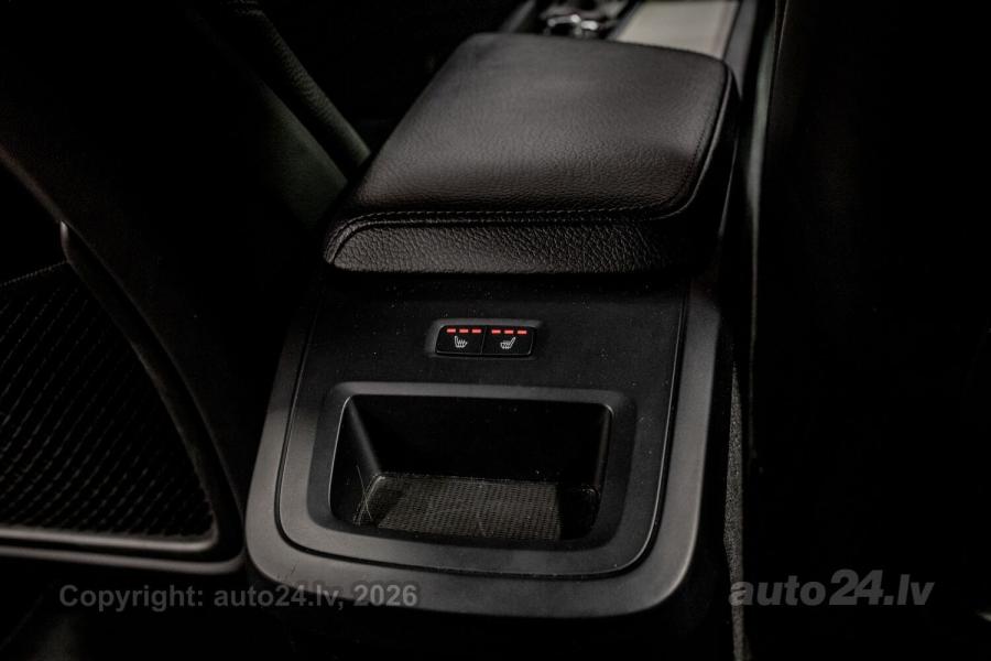 Grey Volvo V60 2019 in Parnu, with an engine capacity of 2.00 L and mileage of 198 thousand km for 17900 €, photo 24 on AUTOMOTO.COM.LV