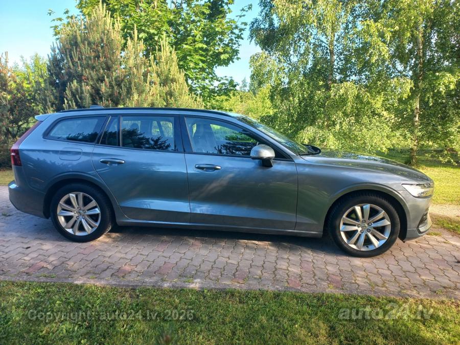 Pelēks Volvo V60 2019 Tartu, ar dzinēja tilpumu 2.00 L un nobraukumu 200 tūkst. km par 14990 €, foto 8 vietnē AUTOMOTO.COM.LV