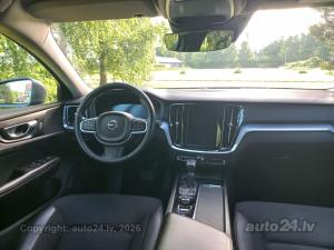 Pelēks Volvo V60 2019 Tartu, ar dzinēja tilpumu 2.00 L un nobraukumu 200 tūkst. km par 14990 €, foto 16 vietnē AUTOMOTO.COM.LV