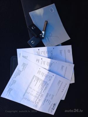 Pelēks Volvo V60 2019 Tartu, ar dzinēja tilpumu 2.00 L un nobraukumu 200 tūkst. km par 14990 €, foto 23 vietnē AUTOMOTO.COM.LV