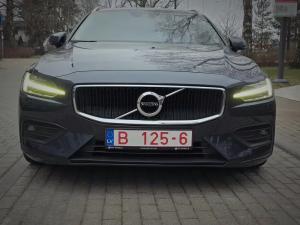 Grey Volvo V60 2019 in Riga, with an engine capacity of 2.00 L and mileage of 293 thousand km for 12495 €, photo 3 on AUTOMOTO.COM.LV