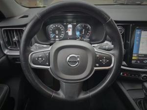 Grey Volvo V60 2019 in Riga, with an engine capacity of 2.00 L and mileage of 293 thousand km for 12495 €, photo 13 on AUTOMOTO.COM.LV