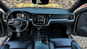 Grey Volvo V60 2019 in Riga, with an engine capacity of 2.00 L and mileage of 201 thousand km for 16500 €, photo 11 on AUTOMOTO.COM.LV