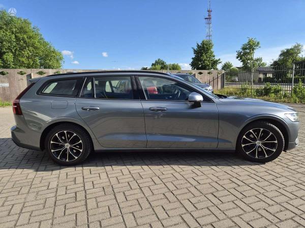 Pelēks Volvo V60 2019 Viļņa, ar dzinēja tilpumu 1.97 L un nobraukumu 161 tūkst. km par 14290 €, foto 4 vietnē AUTOMOTO.COM.LV