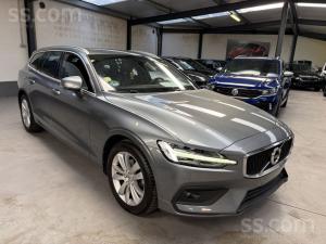 Pelēks Volvo V60 2019 Rīga, ar dzinēja tilpumu 2.00 L un nobraukumu 104 tūkst. km par 17450 €, foto  vietnē AUTOMOTO.COM.LV