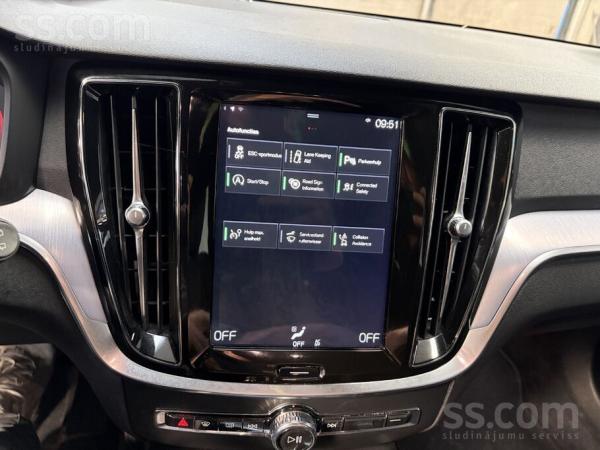 Grey Volvo V60 2019 in Riga, with an engine capacity of 2.00 L and mileage of 104 thousand km for 17450 €, photo 10 on AUTOMOTO.COM.LV