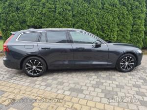 Pelēks Volvo V60 2019 Paide, ar dzinēja tilpumu 2.00 L un nobraukumu 208 tūkst. km par 14990 €, foto 8 vietnē AUTOMOTO.COM.LV