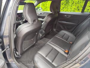 Pelēks Volvo V60 2019 Paide, ar dzinēja tilpumu 2.00 L un nobraukumu 208 tūkst. km par 14990 €, foto 14 vietnē AUTOMOTO.COM.LV