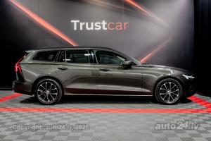 Grey Volvo V60 2019 in Parnu, with an engine capacity of 2.00 L and mileage of 251 thousand km for 14500 €, photo 9 on AUTOMOTO.COM.LV
