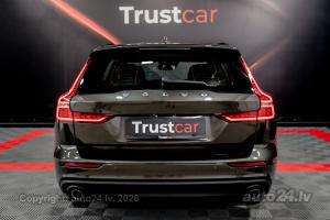 Grey Volvo V60 2019 in Parnu, with an engine capacity of 2.00 L and mileage of 251 thousand km for 14500 €, photo 11 on AUTOMOTO.COM.LV