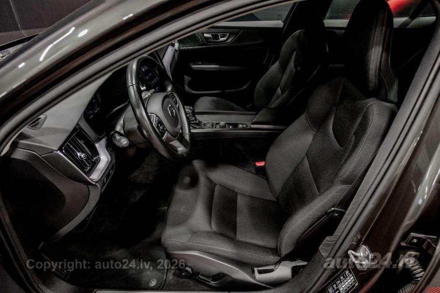 Grey Volvo V60 2019 in Parnu, with an engine capacity of 2.00 L and mileage of 251 thousand km for 14500 €, photo 12 on AUTOMOTO.COM.LV