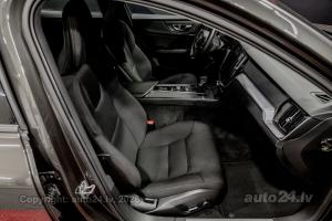 Grey Volvo V60 2019 in Parnu, with an engine capacity of 2.00 L and mileage of 251 thousand km for 14500 €, photo 14 on AUTOMOTO.COM.LV